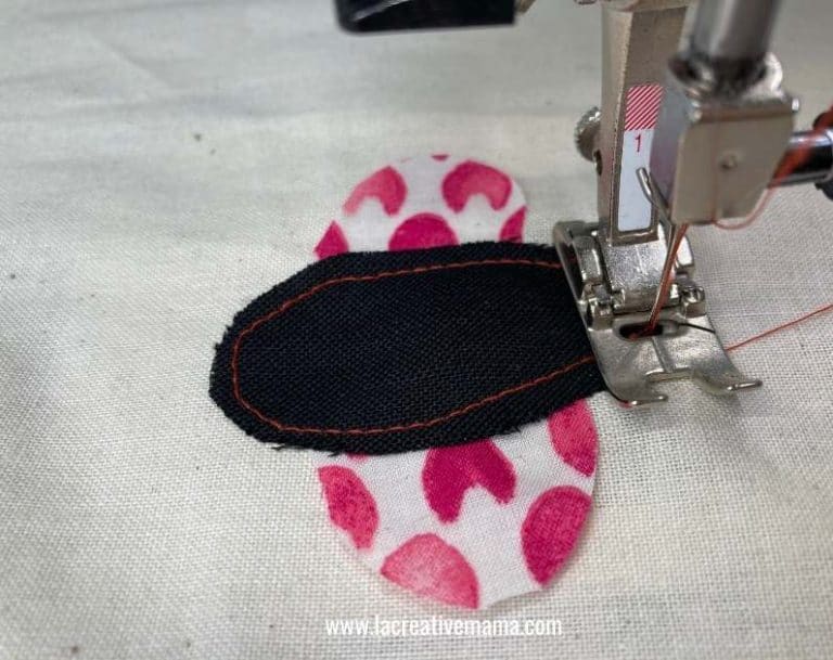 How to make a face mask with applique {free templates} - La creative mama