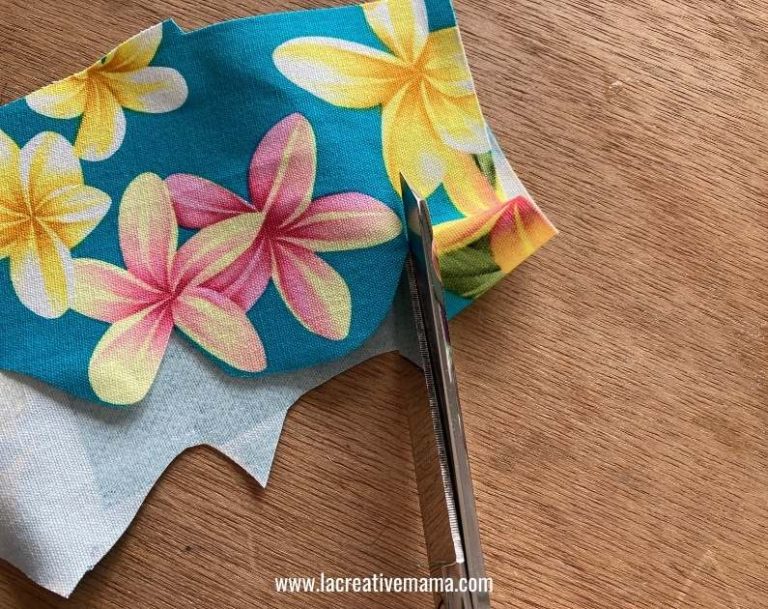 How to make a face mask with applique {free templates} - La creative mama