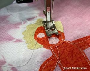 How to applique-Beginners Guide to Fabric Applique - La creative mama